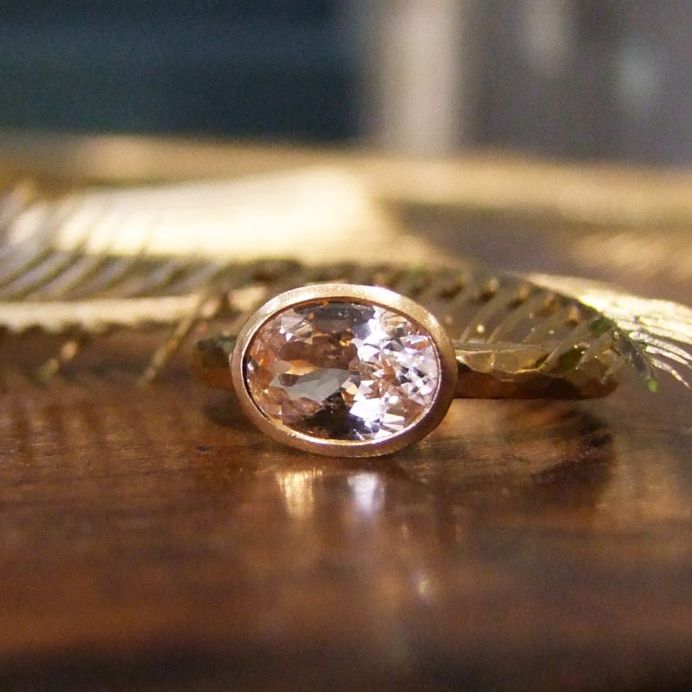 About Alexis Dove, award winning British Jewellery Designer